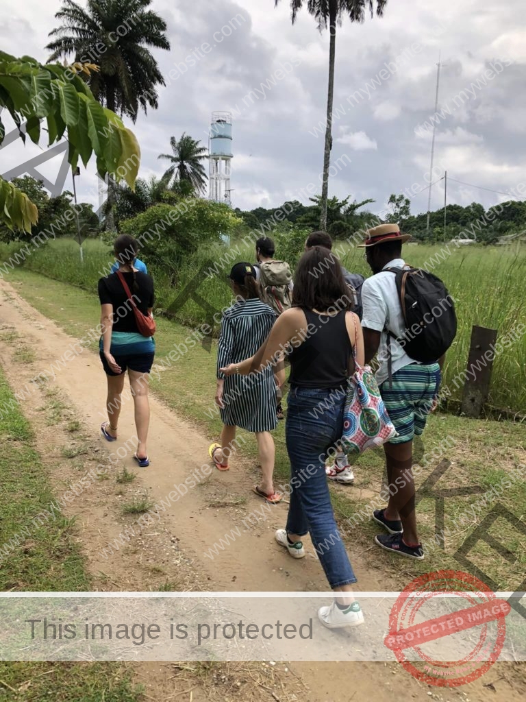 Tiki Ô Manoka, exploration de la plus grande île du Cameroun dans la ...