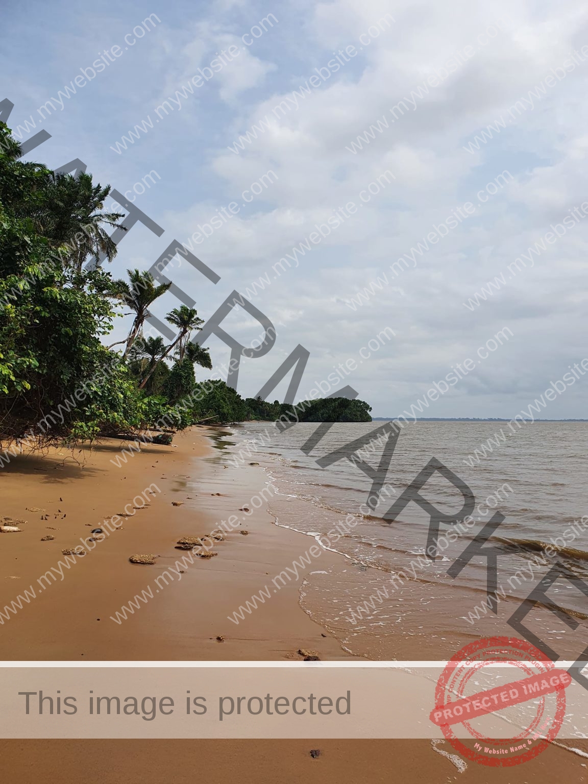 Tiki Ô Manoka, exploration de la plus grande île du Cameroun dans la ...